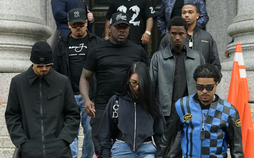 Un video pornográfico de "Diddy" Combs con otra celebridad está rodando ...